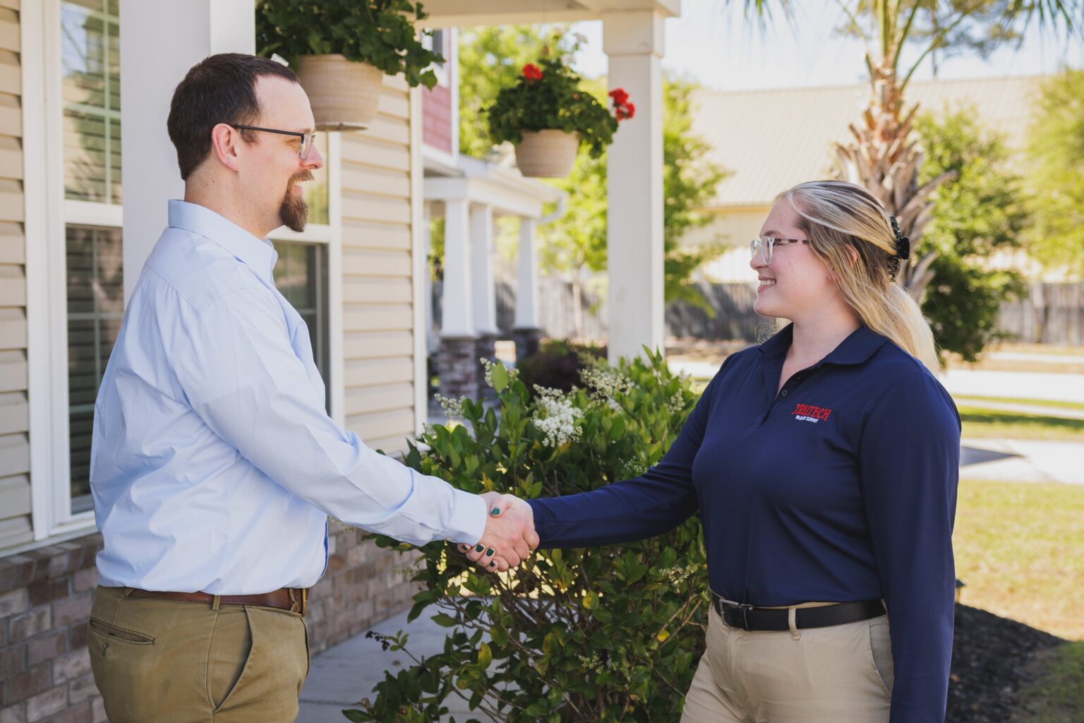 About Us - We Are the Wildlife Removal & Pest Control Experts